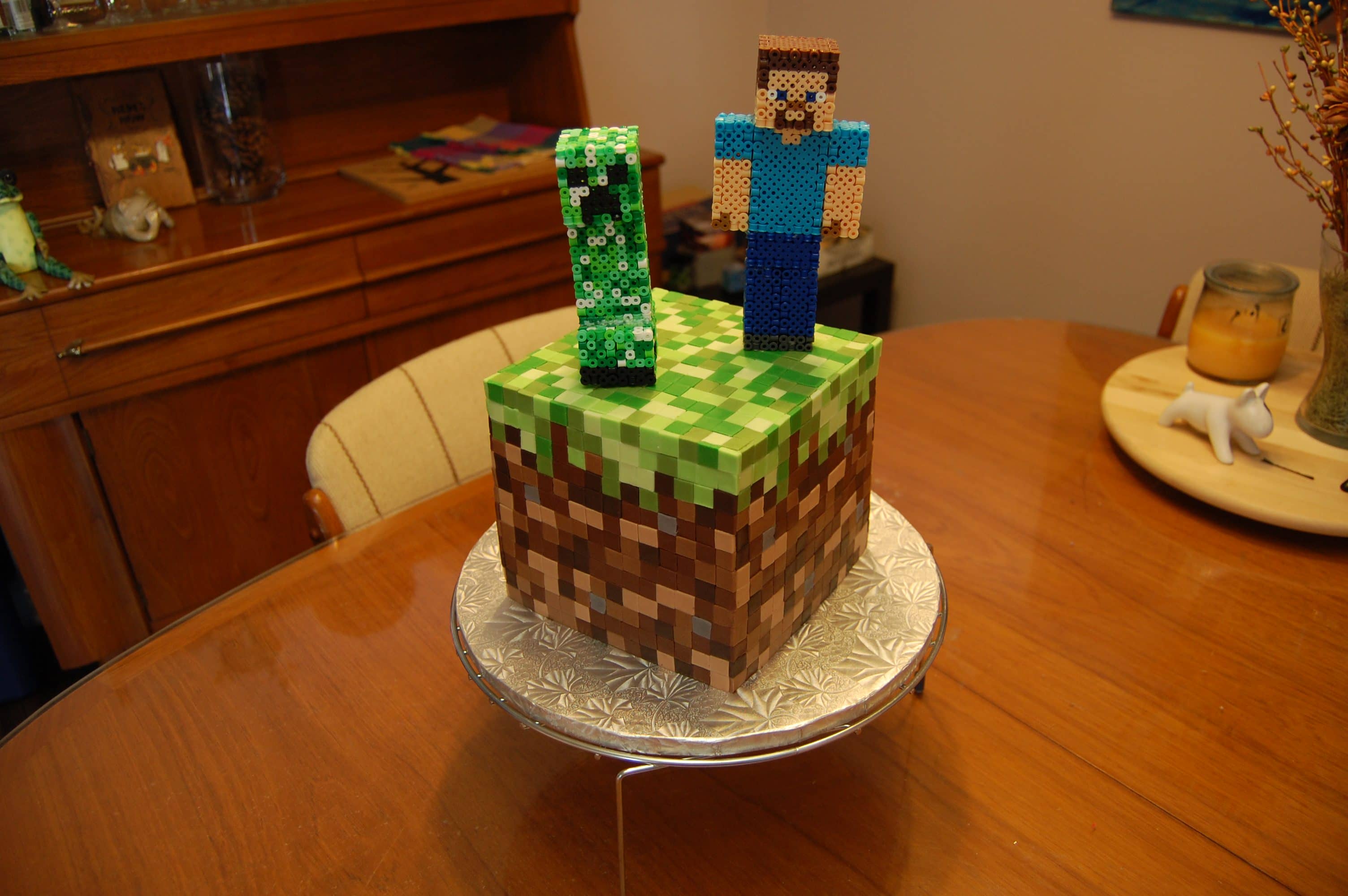 Seu aniversário está chegando? Que tal um bolo de Minecraft? - MercadoETC